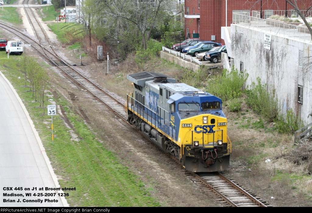 CSX 445